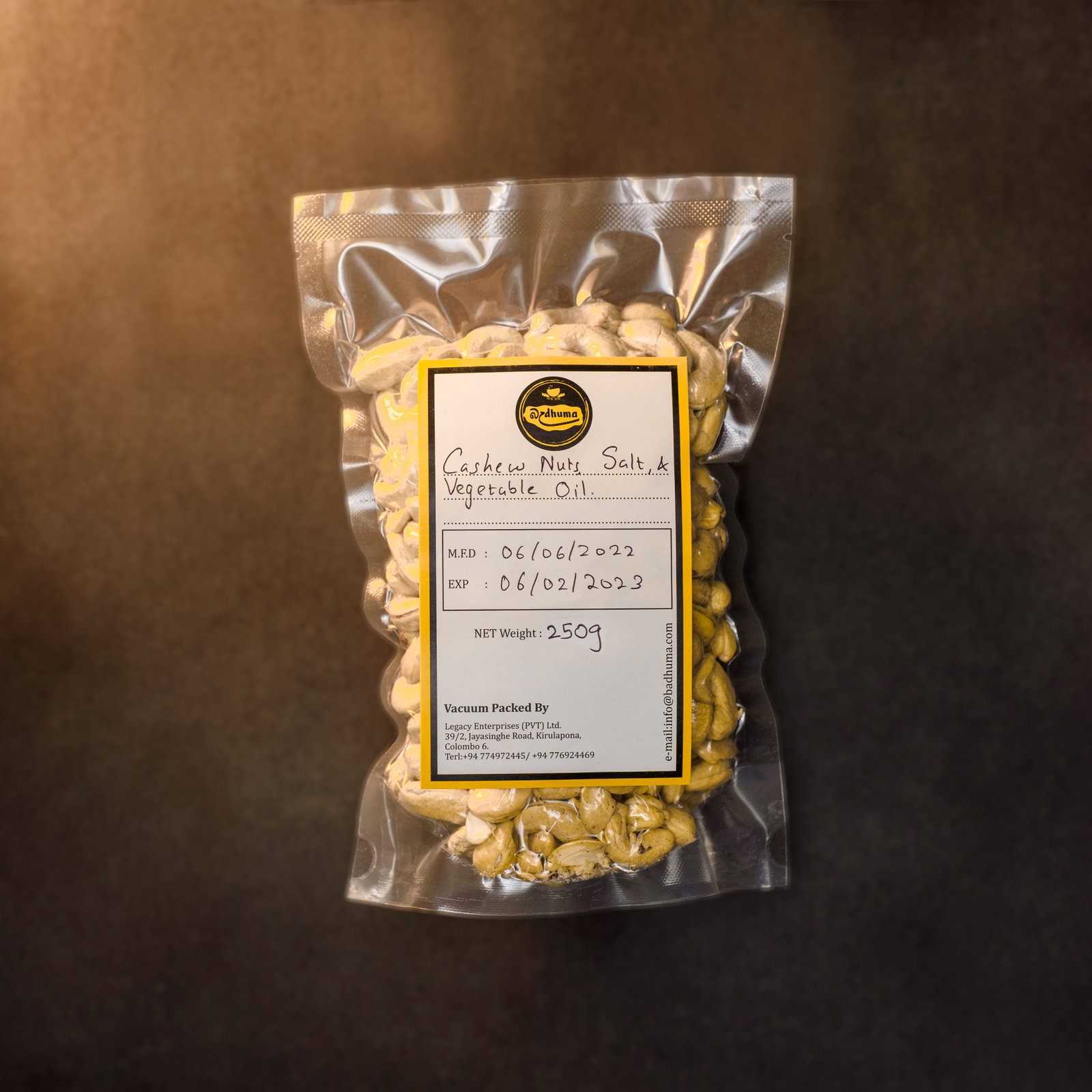 Oven Baked Cashew Nuts (50g) Vacuum Pack - Ideal to Take Abroad
