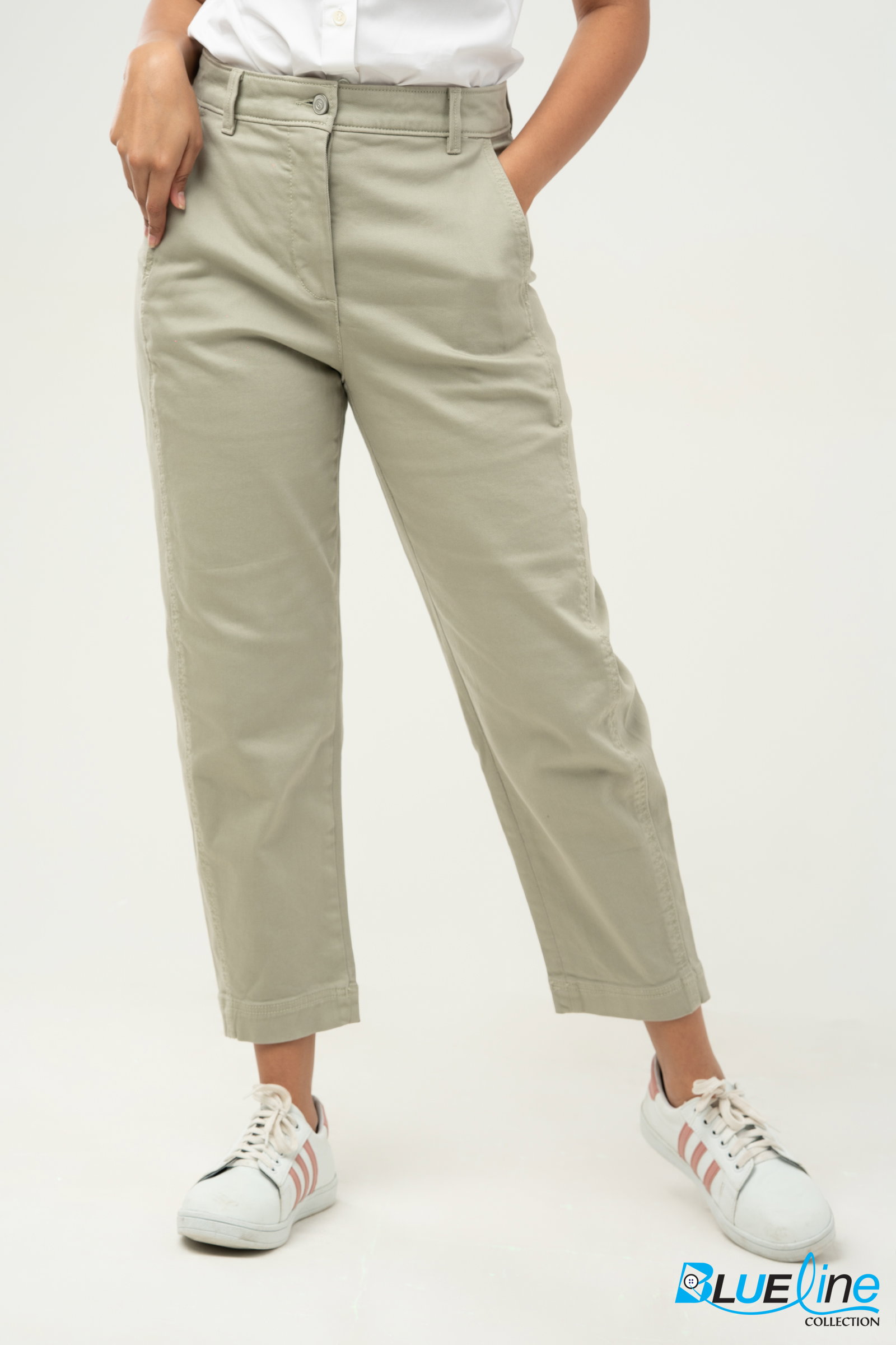 SLIM BARREL-LEG PANT | Blue Line Collection
