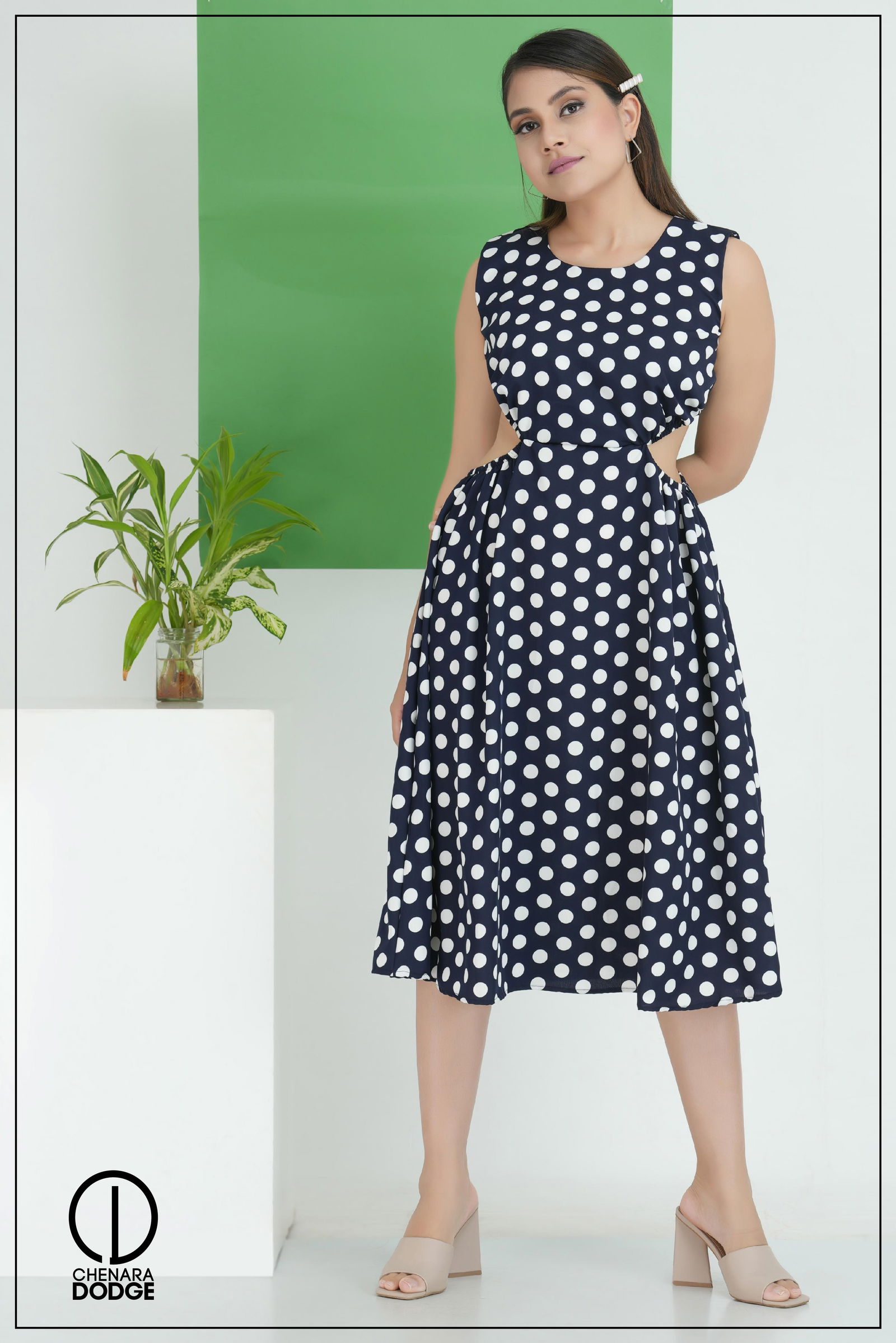 AMELIA SIDE WAIST OPEN MIDI DRESS