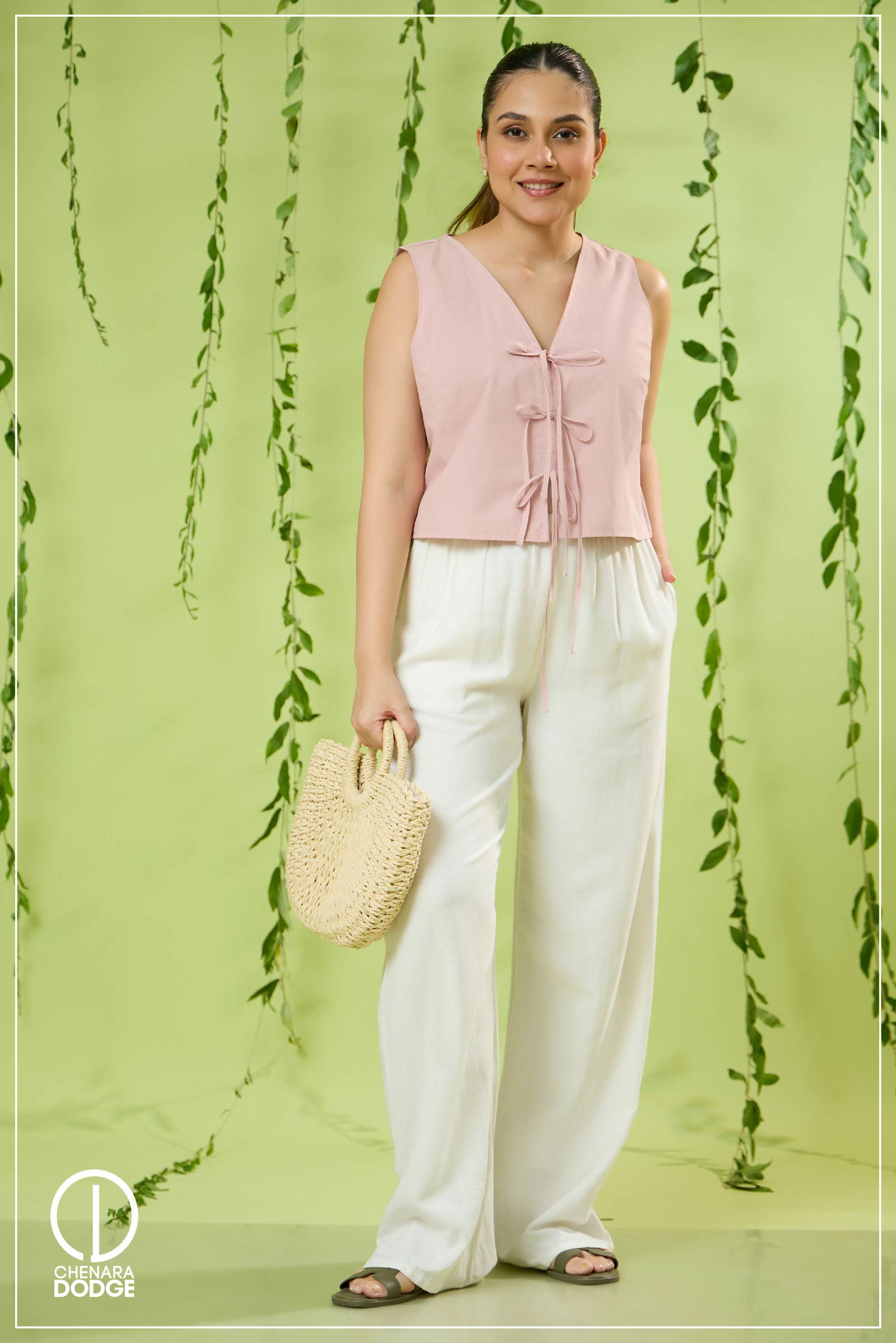 LAYLA SLEEVELESS BOW TIE-UP TOP