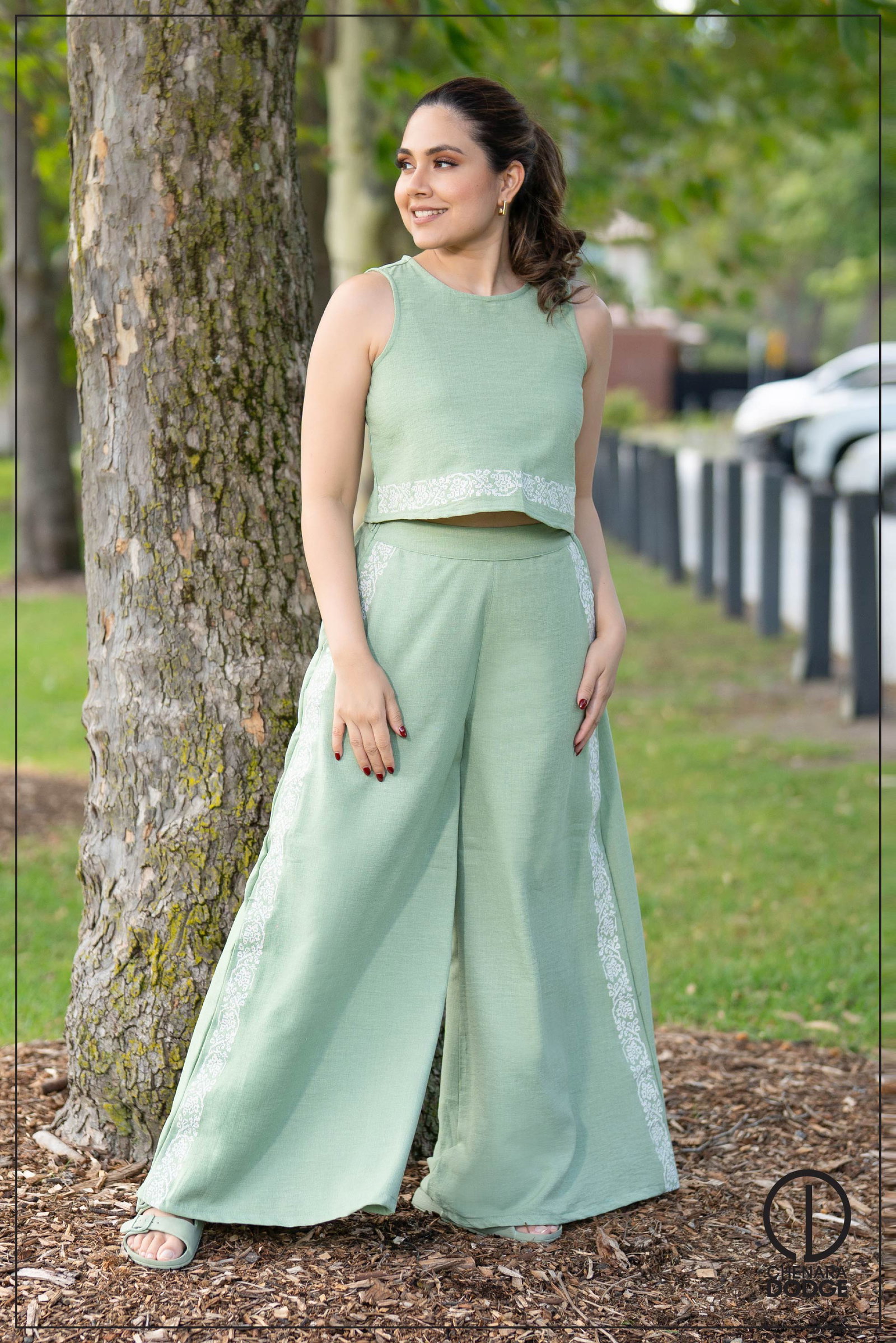 MARIYA EMB TWO PIECE SET