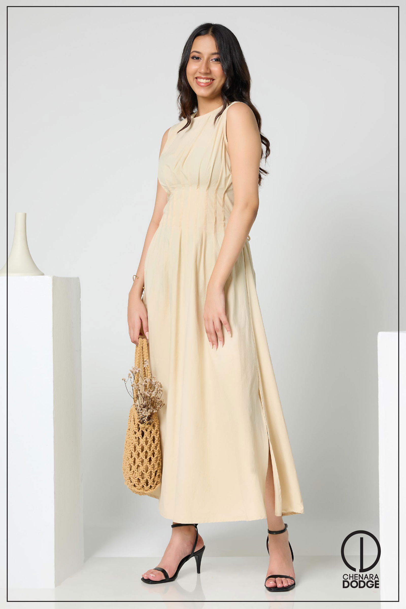 NOOR PIN TUCK DETAILED MAXI DRESS